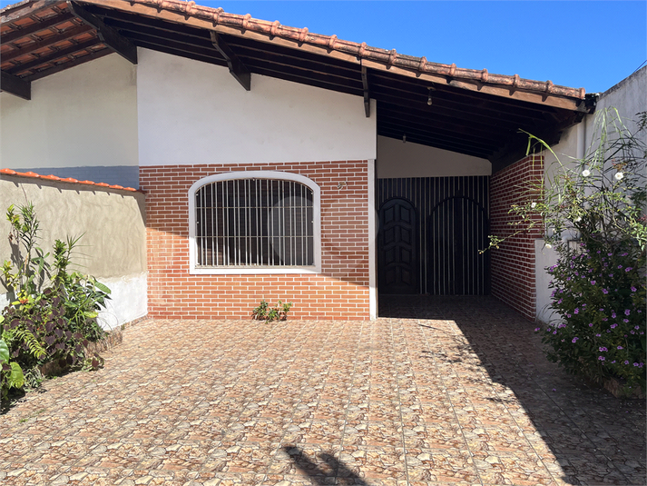 Casa à venda com 2 quartos em Flórida, Praia Grande - SP