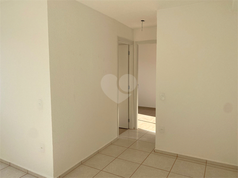 Apartamento, 2 quartos para Alugar - Rua Embau, Parque Colúmbia, Rio De ...