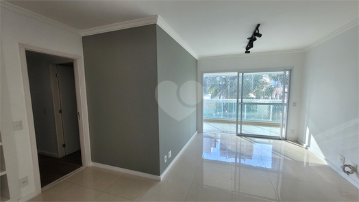 Apartamento, 3 quartos para Alugar - Aclimação, São Paulo | Lopes